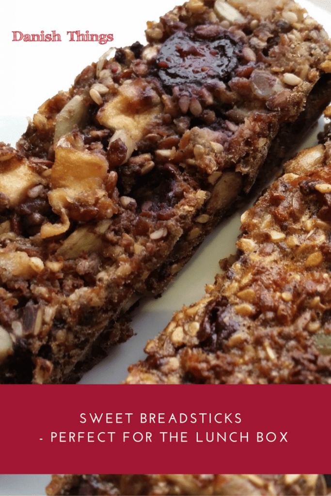 Sweet breadsticks - perfect for the lunch box - Danish Things