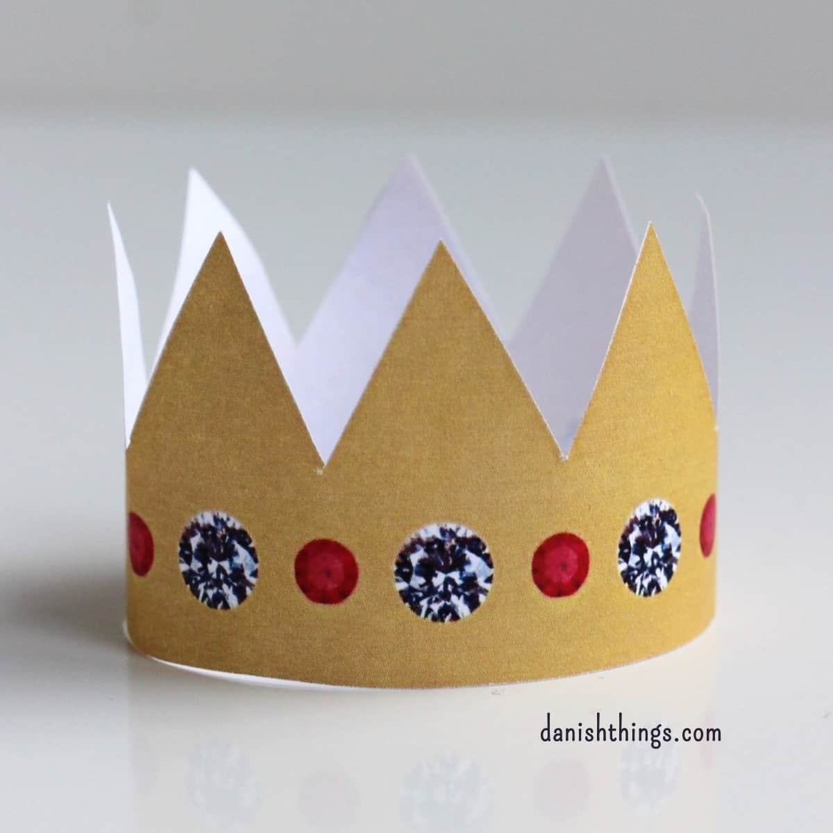 Lav din egen krone til en konge, dronning, prins eller prinsesse ...