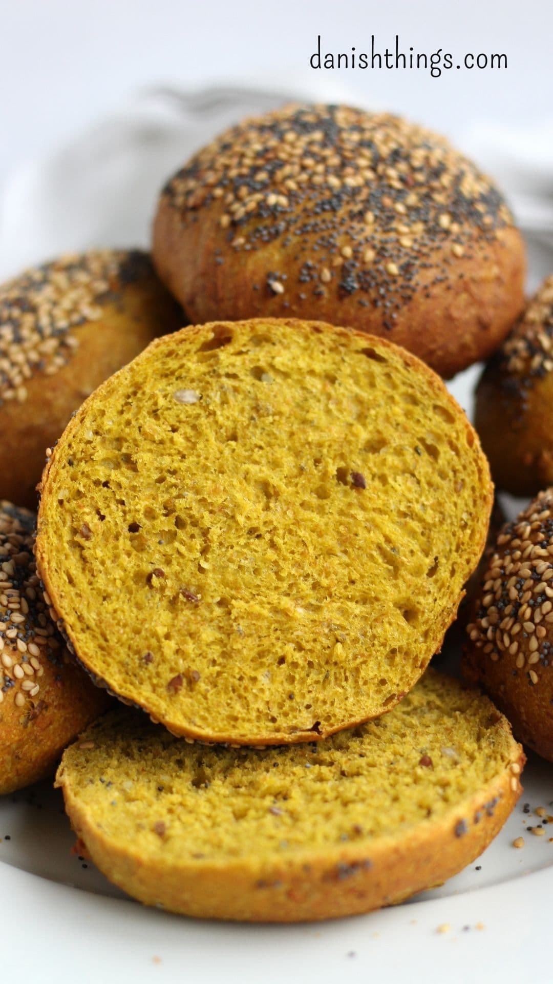 Mælkebøtteboller - gule boller med mælkebøtter - Danish Things