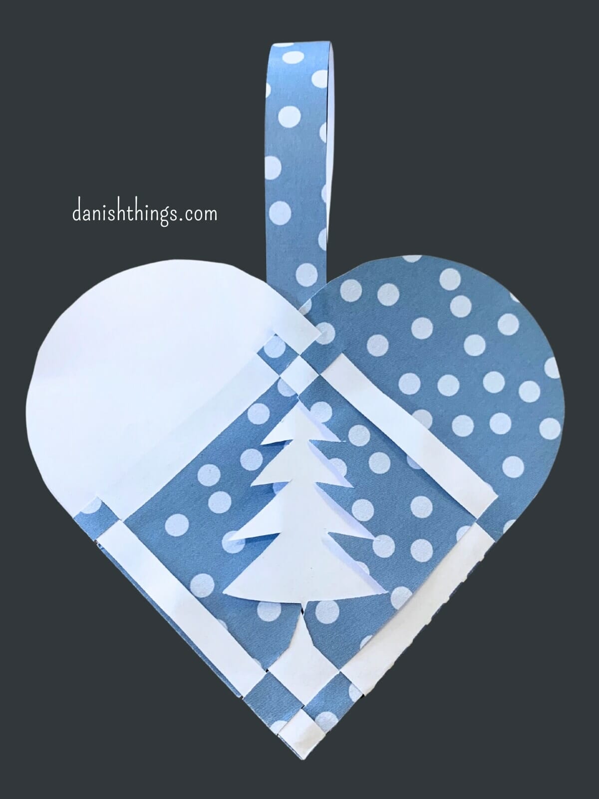 Julehjerte med juletræ - sådan fletter du det trin for trin - Danish Things