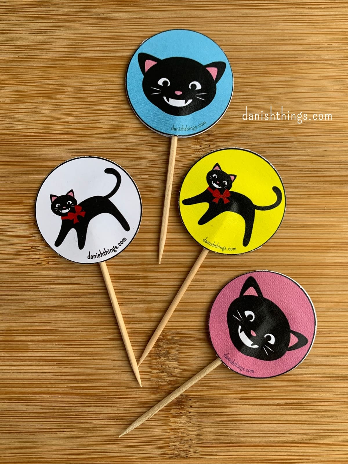 Katte til ophæng og kager - Danish Things